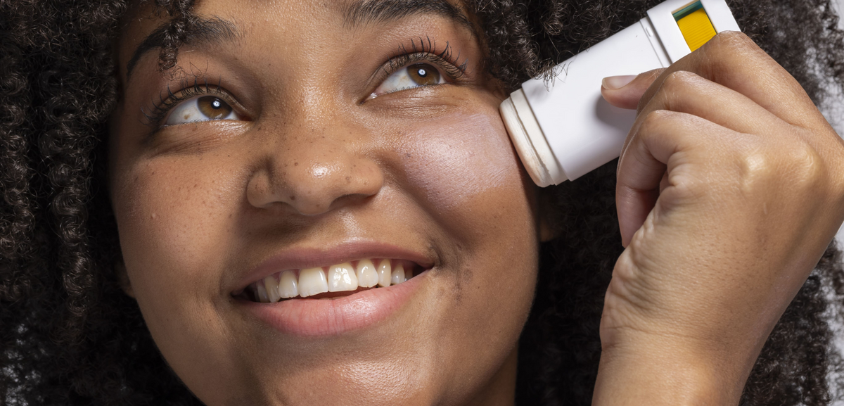 Protetor Solar em Stick: por dentro da tendência que está conquistando ...